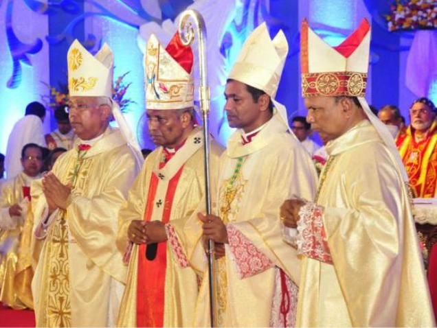 Msgr Christudas is consecrated as the New Auxiliary Bishop of ...